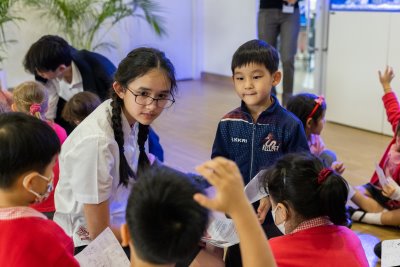 Advantages of a through-school. | News | Kellett School